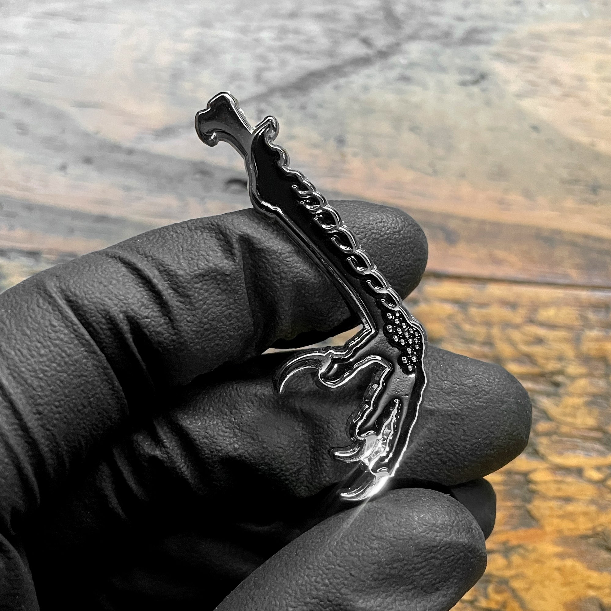 Crow Claw Pin – Bird Ov Prey