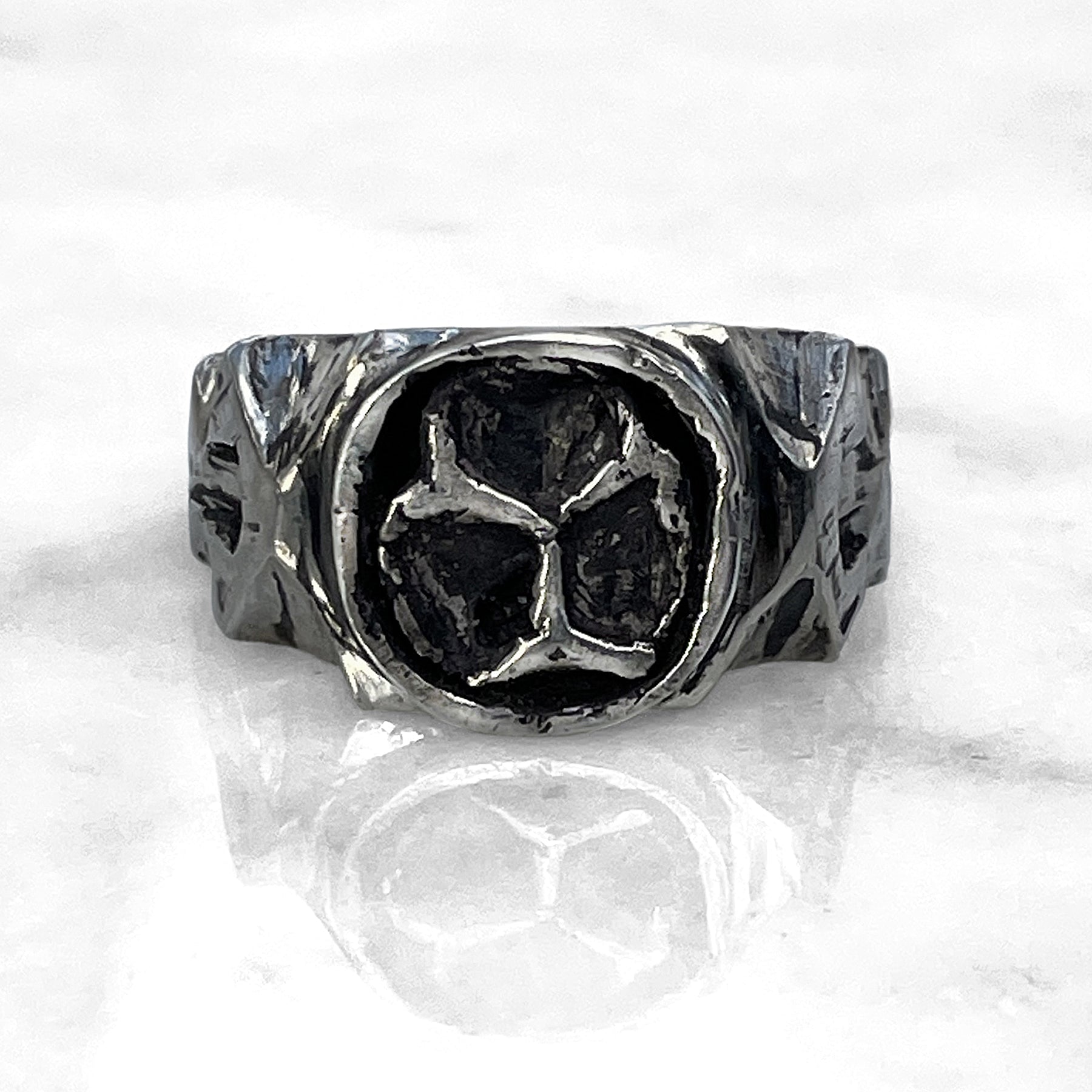 Hive Signet Ring SM – Bird Ov Prey