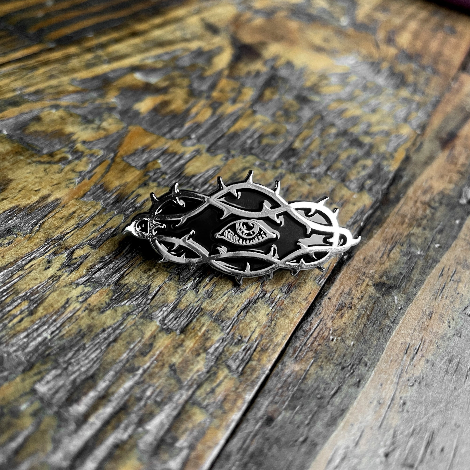 Thorn Eye Pin – Bird Ov Prey